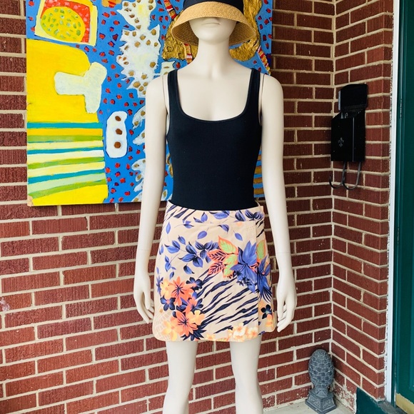 Cache | Shorts | Cach Summer Floral Skort | Poshmark